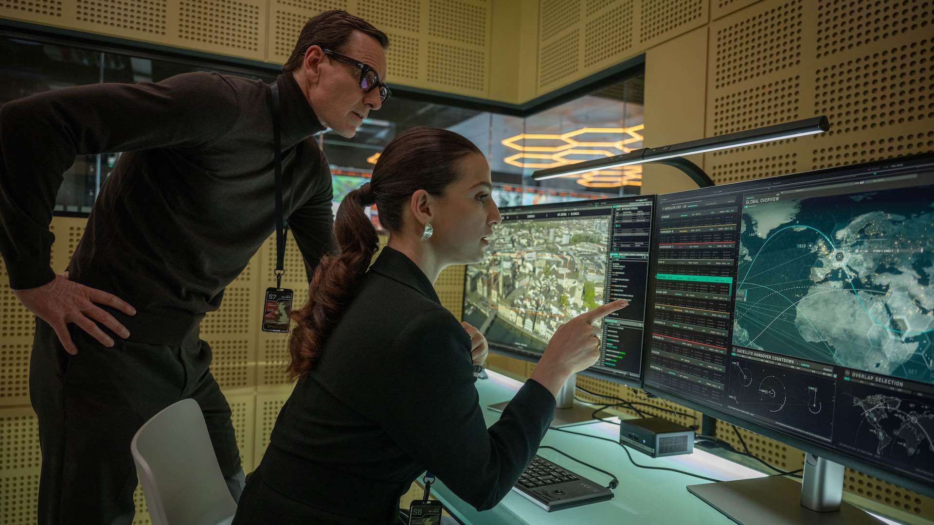 Black Bag review: a Soderbergh spy thriller with breakneck pace ...