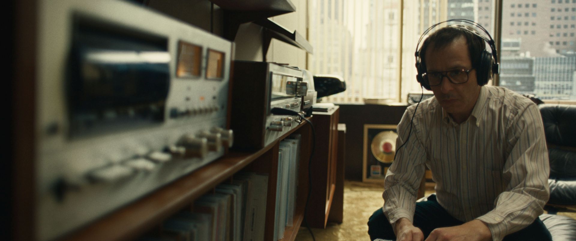 Deliver Me From Nowhere: Jeremy Allen White is Bruce Springsteen in ...