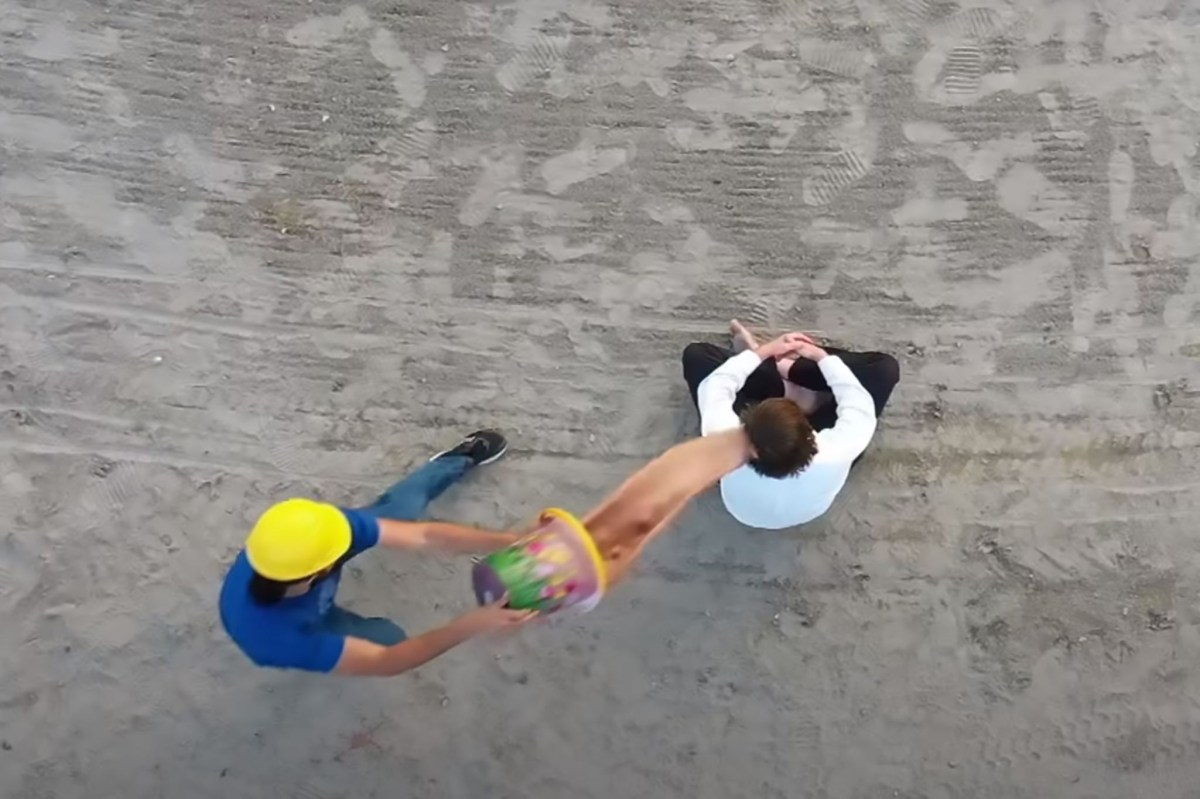 The Pee Pee Poo Poo Man review: what can man do against such reckless shit | ScreenHub: Film, TV ...