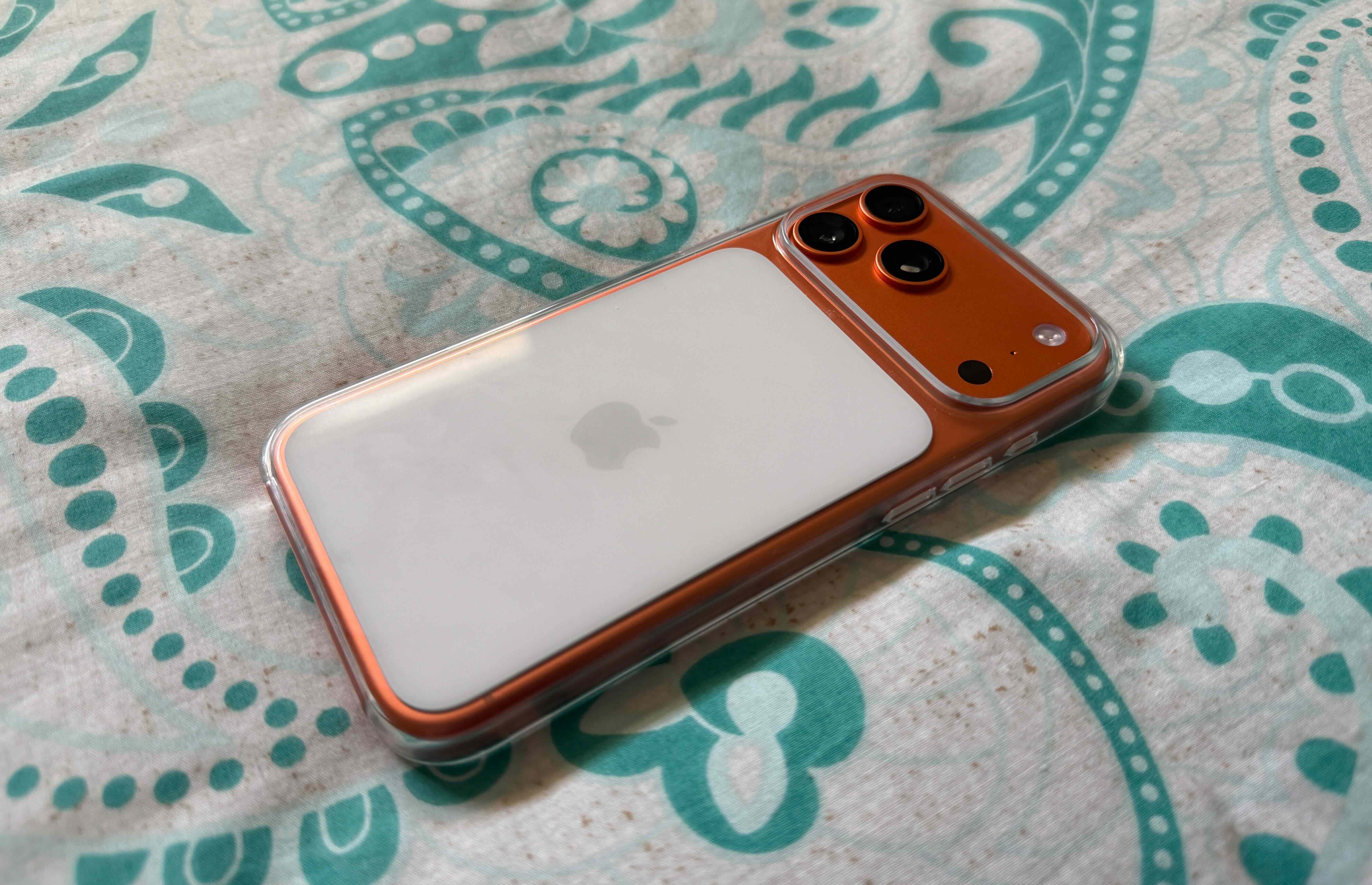 iPhone 17 Pro Max review: a gut-busting gaming machine | ScreenHub ...